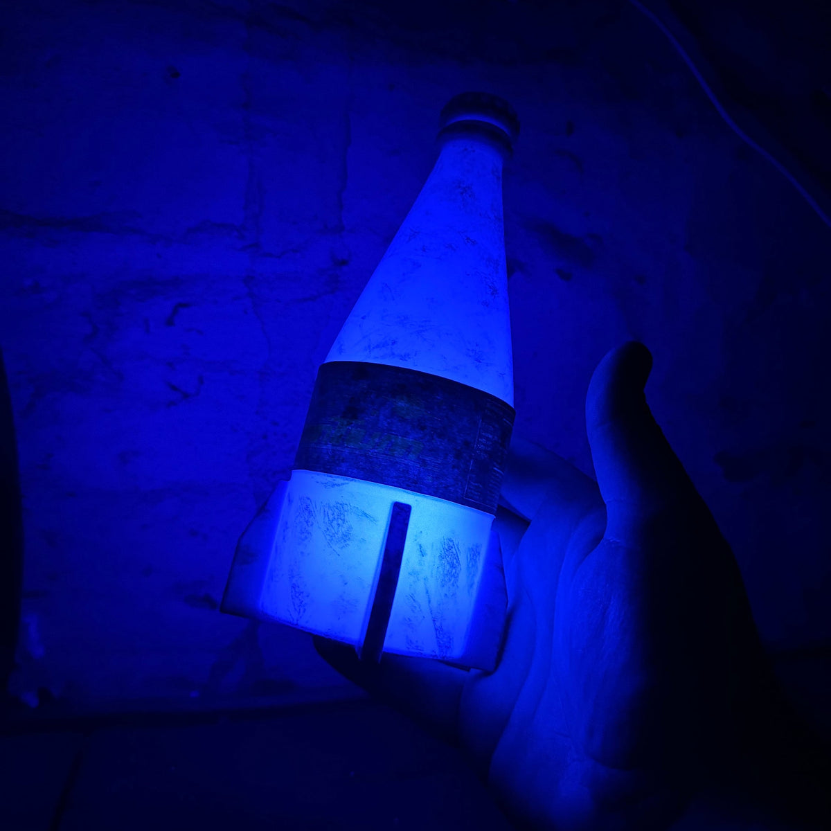 Nuka-Cola Quantum Bottle Night Light, Fallout inspired LED Lamp, Fan A ...
